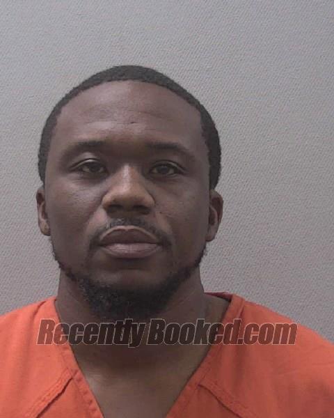 Recent Booking / Mugshot for CLARENCE DEMOND BENJAMIN in Lexington ...