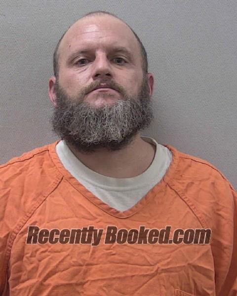 Recent Booking / Mugshot for CHRISTOPHER BRADELY REEDER in Lexington ...