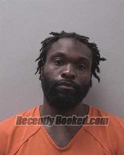 Recent Booking / Mugshot for TRAVIS CORNELIUS TUCKER in Lexington ...