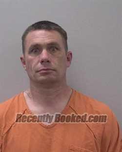 Recent Booking / Mugshot for MICHAEL HOMER MOORE in Lexington County ...