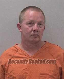Recent Booking / Mugshot for ROBERT ANTHONY CHAVIS in Lexington County ...
