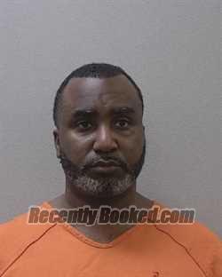 Recent Booking / Mugshot for LAWRENCE DEAN TARVIN in Lexington County ...