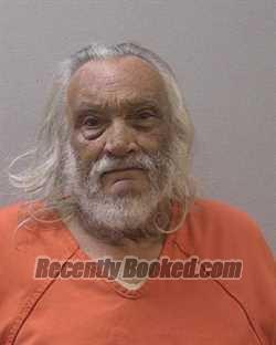 Recent Booking / Mugshot for LEON PAUL SPIRES in Lexington County ...