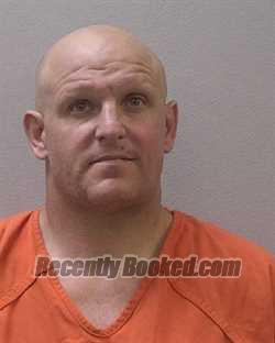 Recent Booking / Mugshot for DENNIS EVERETT TUCKER in Lexington County ...