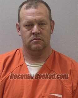 Recent Booking / Mugshot for DANIEL LEE LINDERMAN in Lexington County ...