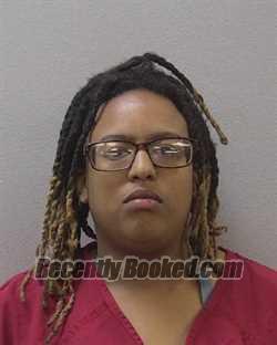 Recent Booking / Mugshot for VENUS BRANDY MCKINNEY in Lexington County ...