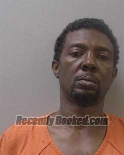 Recent Booking / Mugshot for BENJAMIN TYRELL JAMES in Lexington County ...