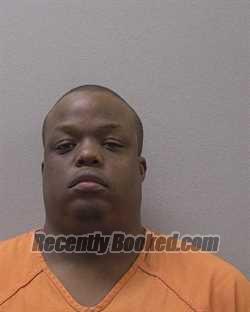 Recent Booking / Mugshot for MARTEZE JAMAR WISE in Lexington County ...