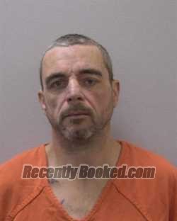 Recent Booking / Mugshot for DANIEL RAY MARKSBERRY in Lexington County ...