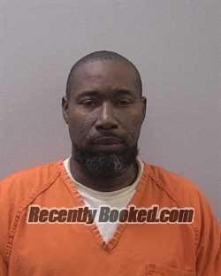 Recent Booking / Mugshot for DERRICK GLENDALE SMITH in Lexington County ...
