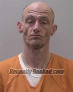 Recent Booking / Mugshot for CHRISTOPHER BRADLEY BREEDLOVE in Lexington ...