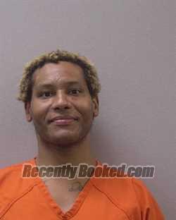 Recent Booking / Mugshot for CHRISTOPHER DAQUAN CLARK in Lexington ...