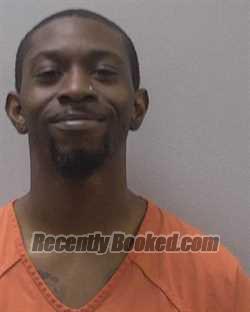 Recent Booking / Mugshot for CHRISTOPHER RASHAAN PETERS in Lexington ...