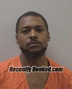 Recent Booking / Mugshot for ROBERT JERMAINE JONES in Lexington County ...