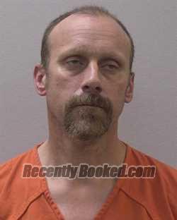 Recent Booking / Mugshot for DUSTIN MICHAEL STEELE in Lexington County ...