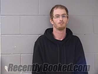 Recent Booking / Mugshot for BRADLEY MICHAEL STARN in Hardin County, Iowa