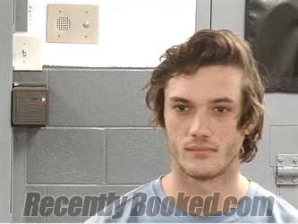 Recent Booking / Mugshot for LUKE JOSHUA BULLARD in Marion County ...