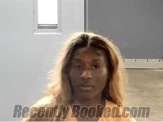 Recent Booking / Mugshot for HAILEY KELLISYA DAVIS in Marion County ...
