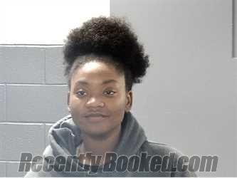 Recent Booking / Mugshot for RANDVA ADRIANA LEWIS in Marion County ...