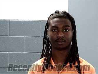 Recent Booking / Mugshot for JAYLON JAMIER REAVES in Marion County ...