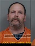 Recent Booking / Mugshot for ERIC JARVIS TIPPEN in Linn County, Iowa