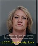 Recent Booking / Mugshot for DANA RAE VANDEVOORDE in Linn County, Iowa