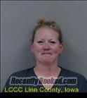 Recent Booking / Mugshot for ERIN MARIE DOUGLAS in Linn County, Iowa