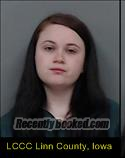 Recent Booking / Mugshot for DIA RENEE DEVAULT in Linn County, Iowa