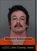 Recent Booking / Mugshot for NICHOLAS JORDAN TAYLOR in Linn County, Iowa