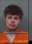 Recent Booking / Mugshot for NICHOLAS WILLIAM HEBERT in Linn County, Iowa