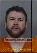 Recent Booking / Mugshot for DEVIN SCOTT DICKEY in Linn County, Iowa