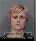 Recent Booking / Mugshot for LISA MARIE TAPKEN in Linn County, Iowa