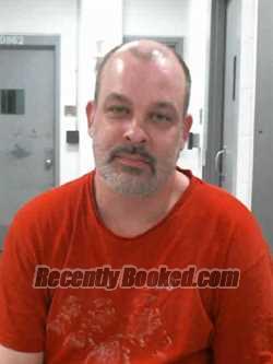 Recent Booking / Mugshot for CHRISTOPHER MICHAEL BOWMAN in Muscatine ...