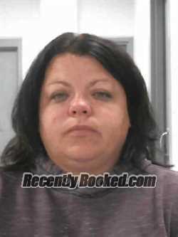 Recent Booking / Mugshot for JESSICA MARIE THOMPSON in Muscatine County ...