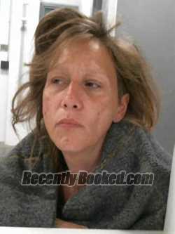 Recent Booking / Mugshot for NICOLE MARIE HOOVER in Muscatine County, Iowa