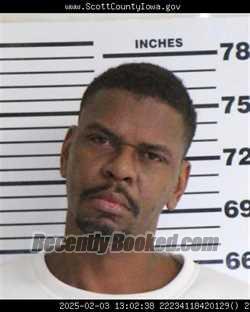 Recent Booking / Mugshot for JOHNNY RAY BOOTH in Scott County, Iowa