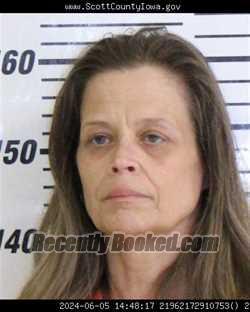 Recent Booking / Mugshot for STACEY LYNN COUDRON in Scott County, Iowa