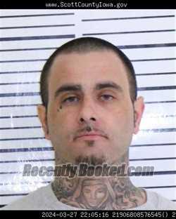 Recent Booking / Mugshot for BRANDON MICHAEL SCRIVEN in Scott County, Iowa