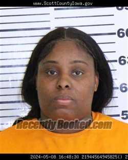 Recent Booking / Mugshot for DOROTHY SHANNAE ANN ROGERS in Scott County ...