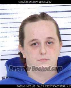 Recent Booking / Mugshot for ADIE MICHELLE REWERTS in Scott County, Iowa