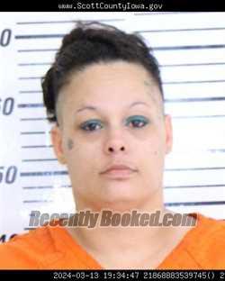 Recent Booking / Mugshot for JAZZMANN RENEA BRYANT in Scott County, Iowa