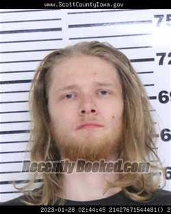 Recent Booking / Mugshot for DEVIN ROBERT PAUL SHIELDS in Scott County ...
