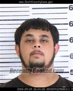 Recent Booking / Mugshot for KAMRAN LONE ASHRAF in Scott County, Iowa