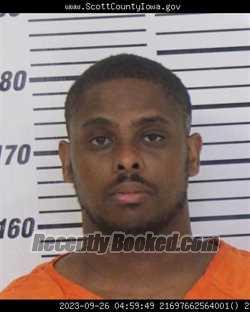 Recent Booking / Mugshot for DONALD BENJAMIN HAY ERVIN in Scott County ...