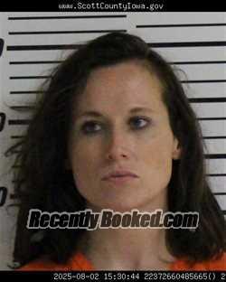 Recent Booking / Mugshot for TIFFANY MARIE MINTEER in Scott County, Iowa