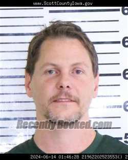 Recent Booking / Mugshot for JASON MICHAEL CUTLER in Scott County, Iowa