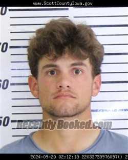 Recent Booking / Mugshot for BENJAMIN ANTHONY KING in Scott County, Iowa