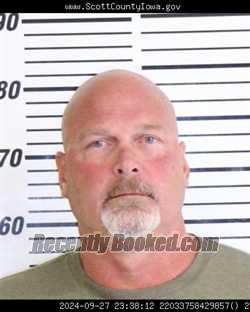 Recent Booking / Mugshot for JASON WADE CHRISTNER in Scott County, Iowa