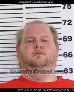 Recent Booking / Mugshot for MICHAEL WAYNE EDLER in Scott County, Iowa