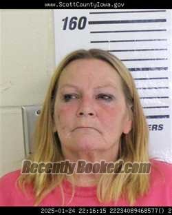 Recent Booking / Mugshot for SHERRI LYNN JOCKISCH in Scott County, Iowa